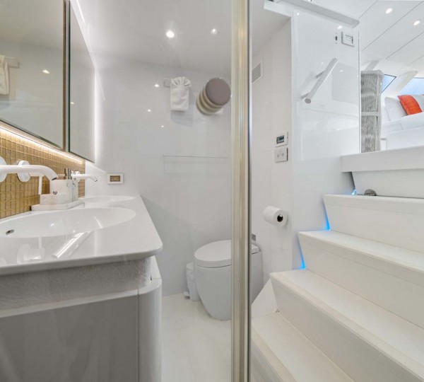 ROYAL RITA Yacht Charter Details, Sunreef | CHARTERWORLD Luxury Superyachts